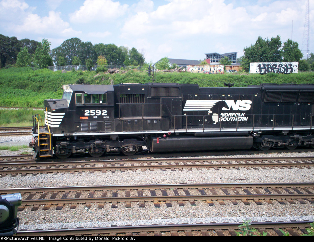 NS 2592